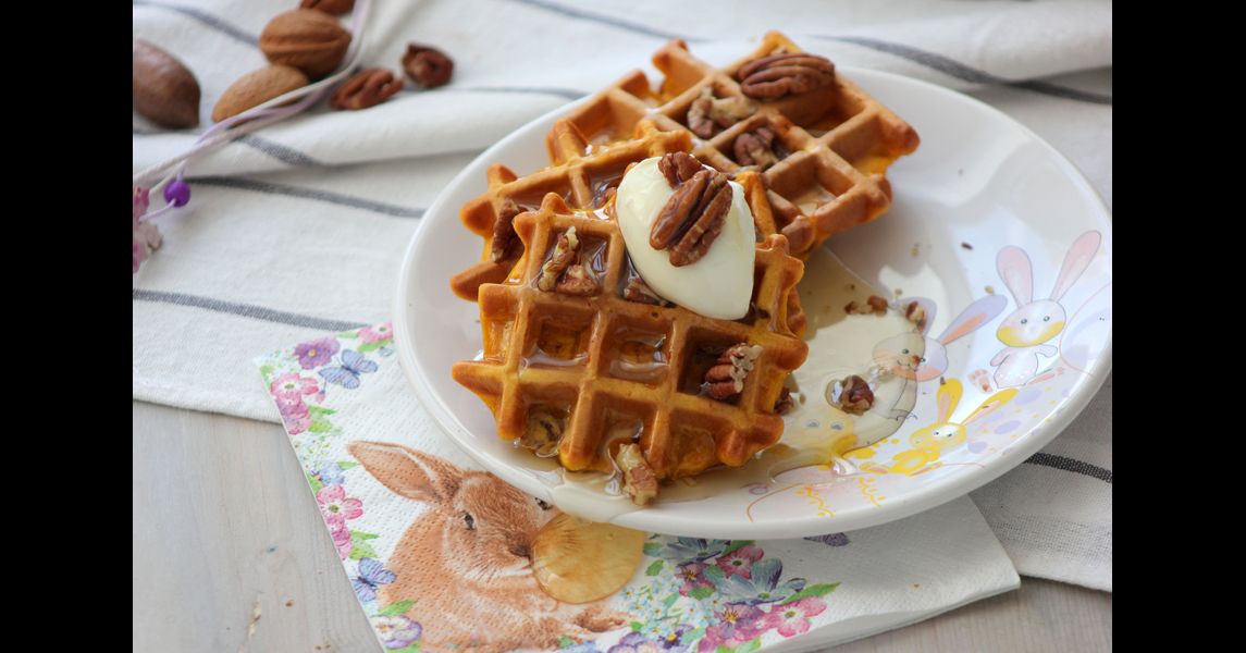 Reteta vafe cu suc de morcovi si portocale si nuci pecan by Lauras Sweets