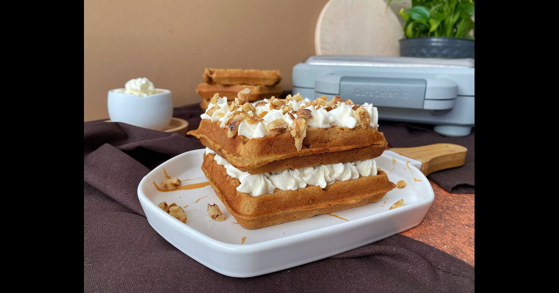 Rețetă gofre cu morcovi și nucă prăjită (un altfel de carrot cake) la ...