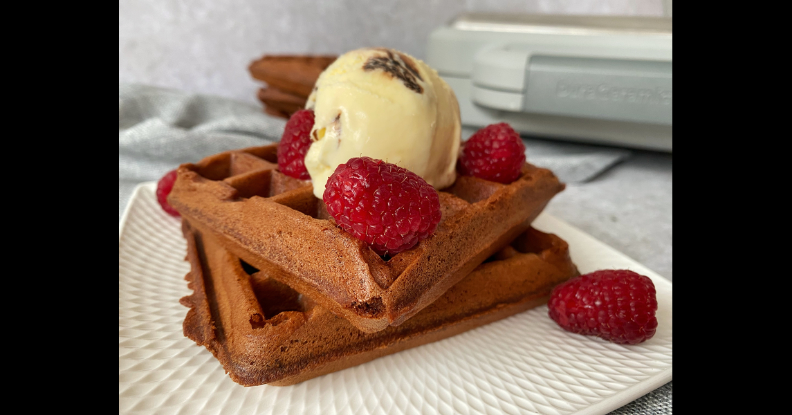 Reteta waffle brownies la Aparat de Gofre Duraceramic Breville by ...