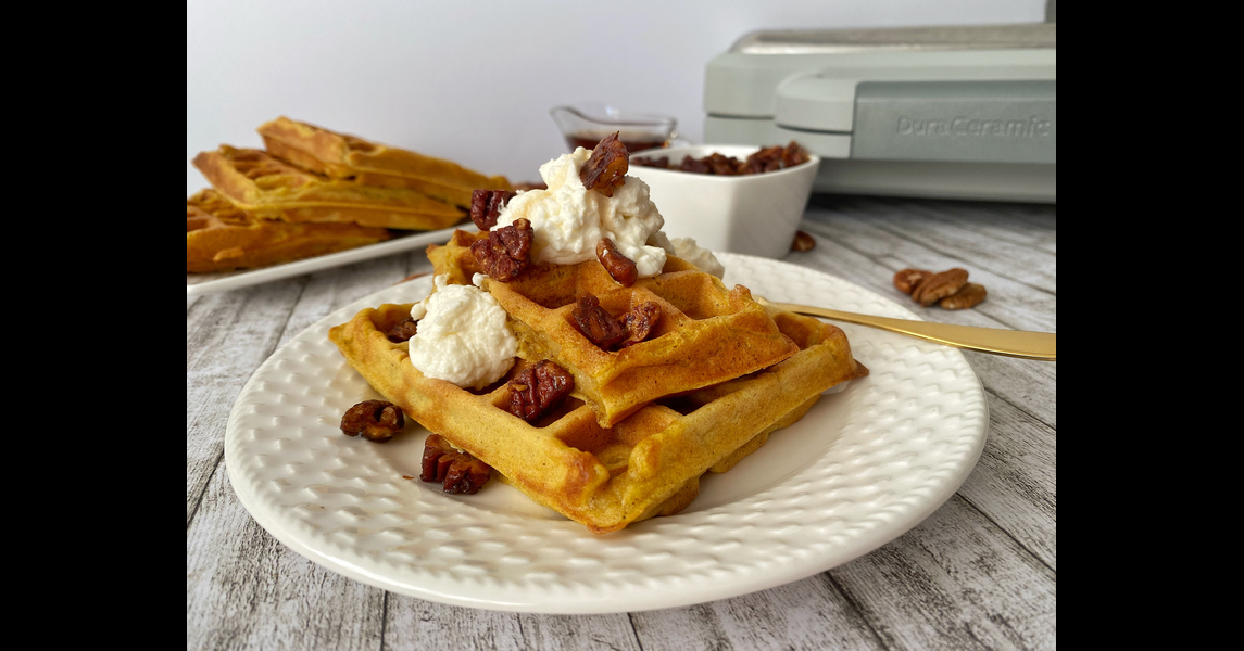 Rețetă gofre cu dovleac și nuci pecan caramelizate la aparatul de gofre ...
